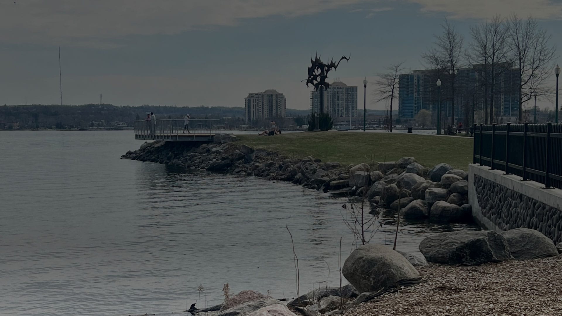 Roofers Barrie - Roofing Company - Gutter Guards & Eavestrough